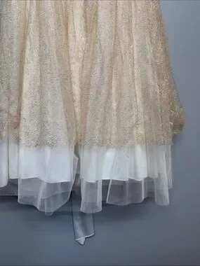 Surprising White And Gold Prom Dress Photos
